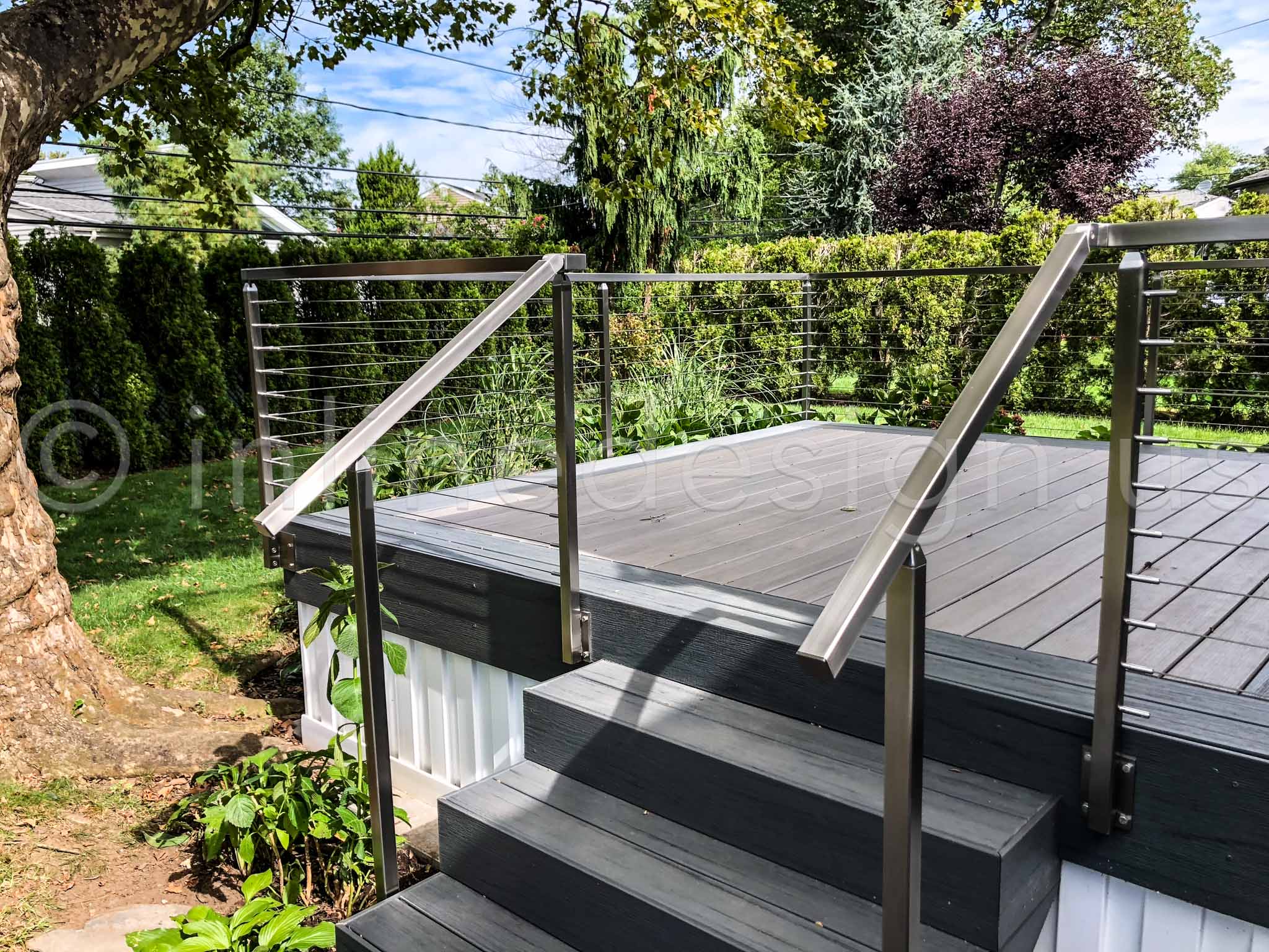 Press and Latch Cable Railing custom application – Inline Design